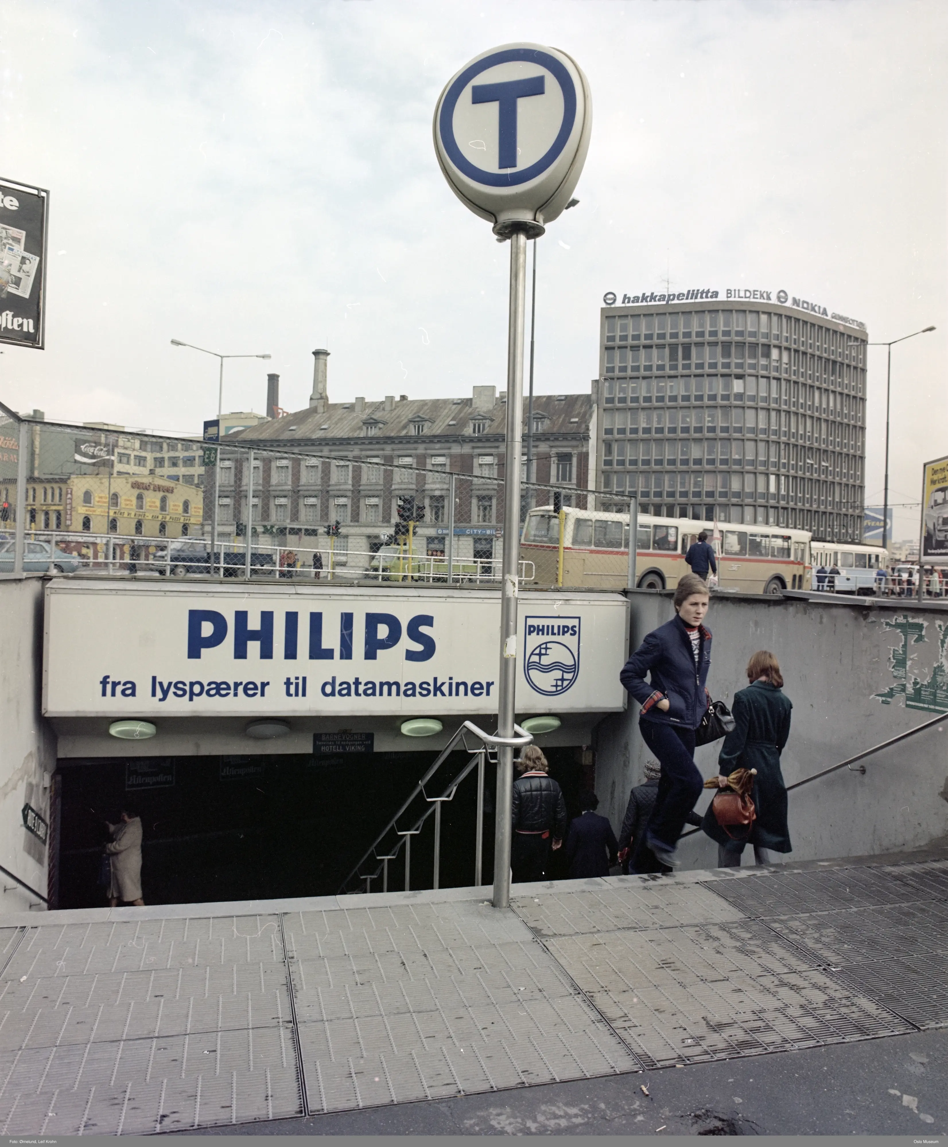 Nedgang til Jernbanetorget T-banestasjon. - Oslo Museum / DigitaltMuseum