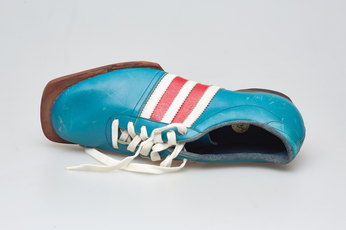 Sko - Mjøsmuseet / DigitaltMuseum