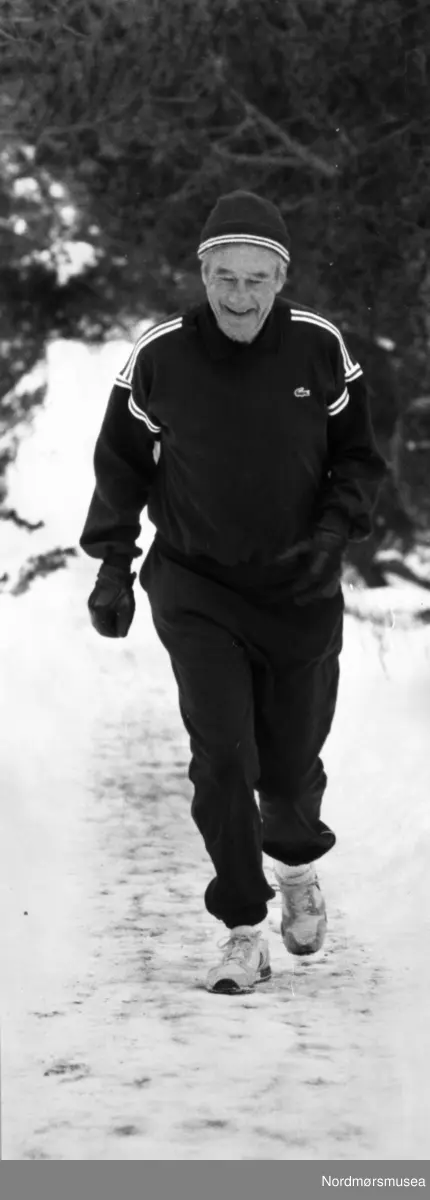 William Dall var skipsmegler og oljekonsulent. Han levde mellom 1913 og ...