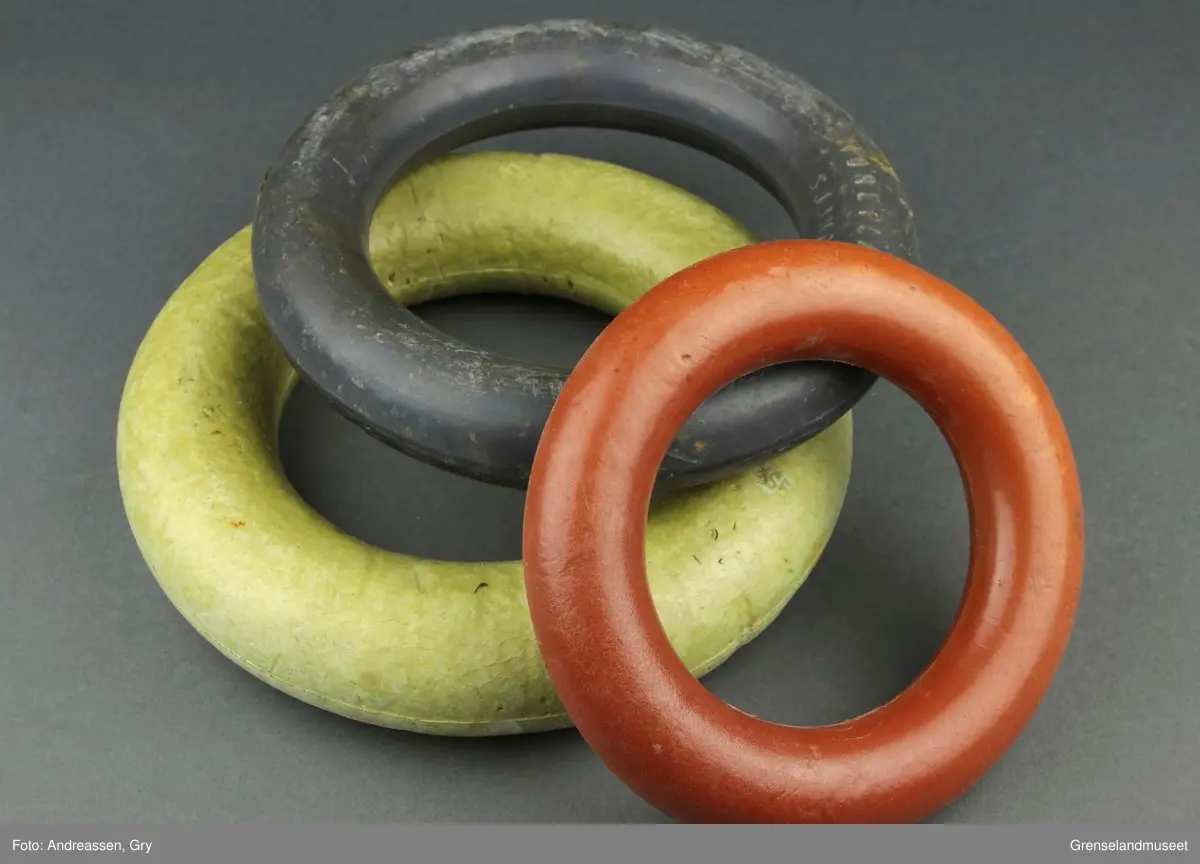 Plastring - Grenselandmuseet / DigitaltMuseum