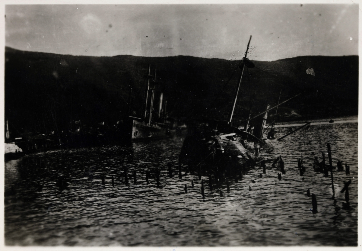 KRIGEN 1940/NORD-NORGE/NARVIK - Forsvarets museer / DigitaltMuseum