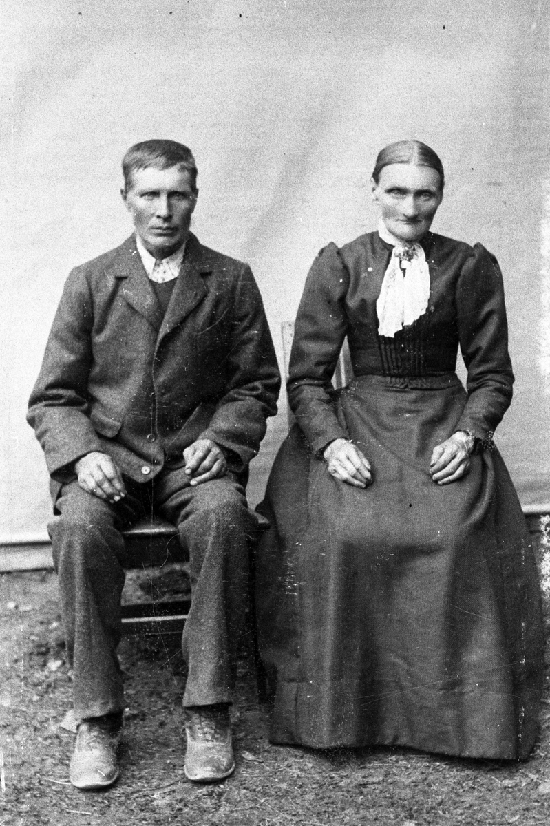 Johan Henrik og Randi I. Svien - Valdres Folkemuseum / DigitaltMuseum