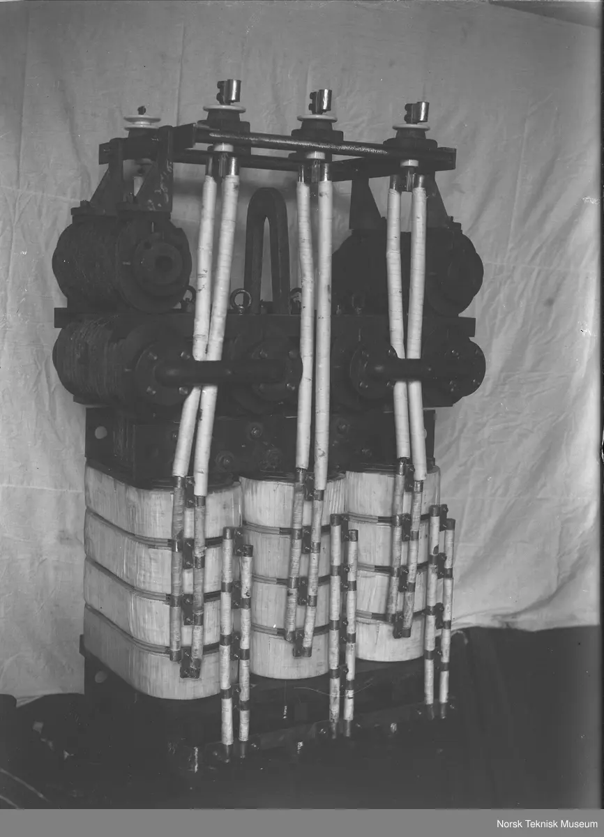 Transformatorkjerne 250 kVA, Holmen-Hellefoss : bedriften Holmen ...