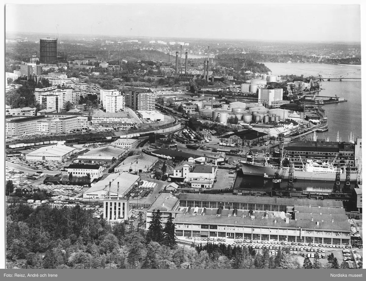 Stockholm. Utsikt från Kaknästornet över Frihamnen och Hjorthagen ...