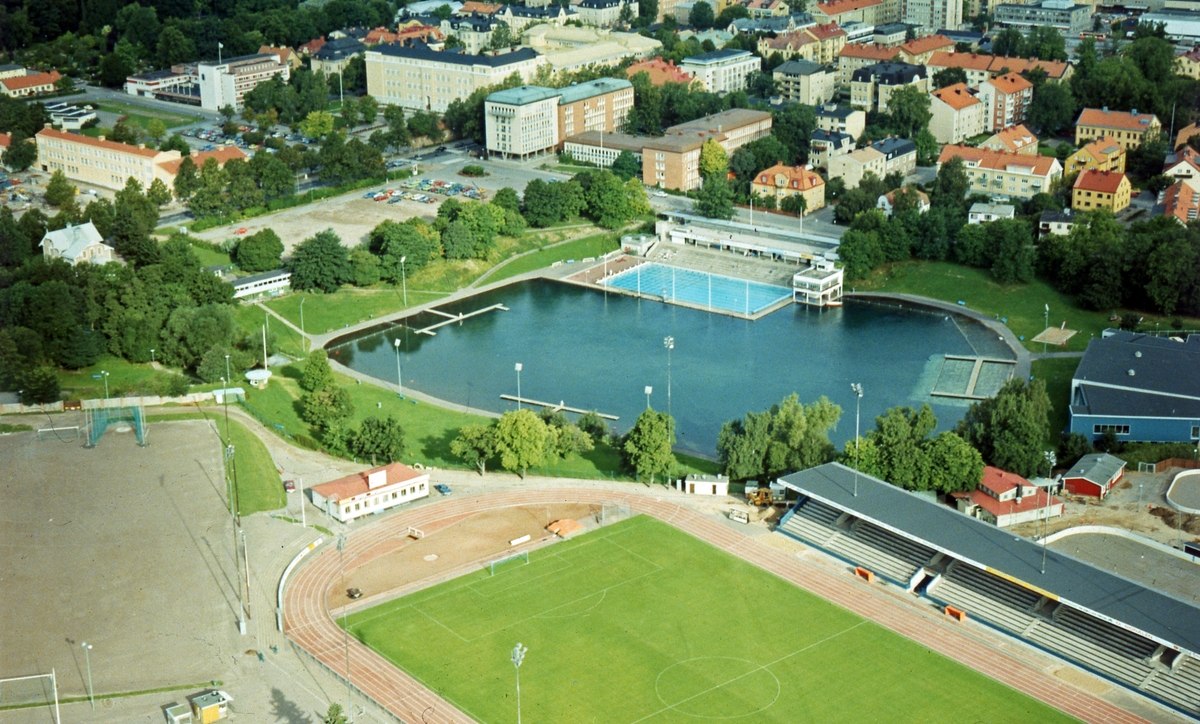 Tinnis år 1980 - Östergötlands museum / DigitaltMuseum
