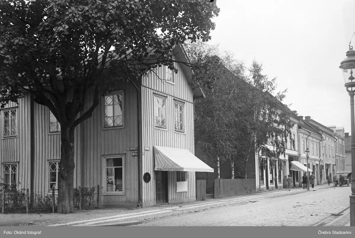 Engelbrektsgatan mot öster , 1926 - Örebro Stadsarkiv / DigitaltMuseum