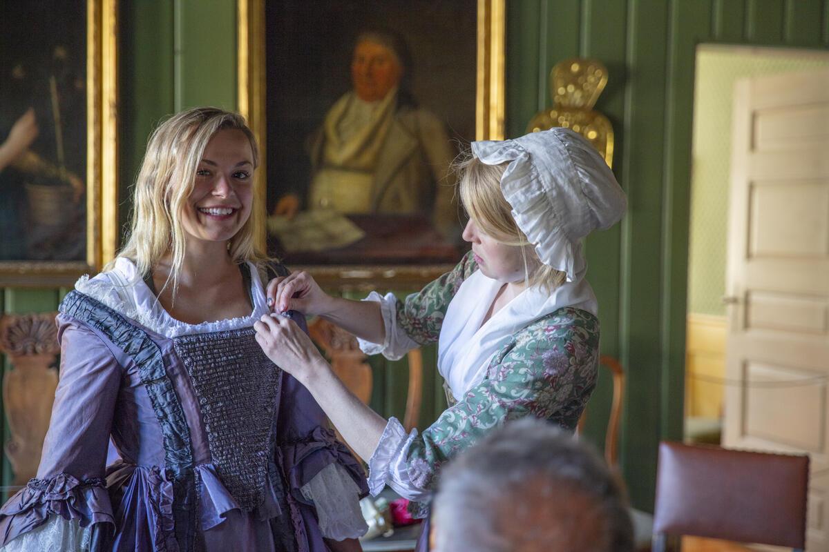 Kammerspill: Bryllupsnerver i Chrystie - Norsk Folkemuseum