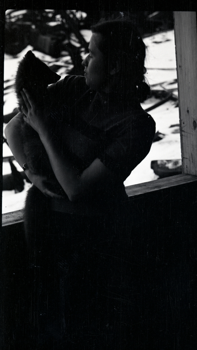 Bilde etter Abram I Gilbo, som var i Pyramiden i 1946-1948(oppbygging ...