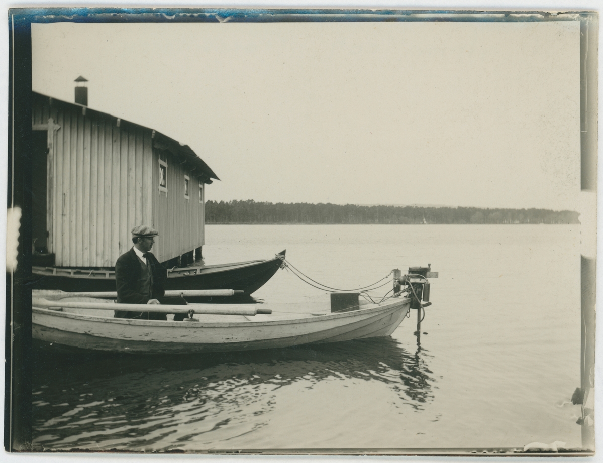 Hjalmar och "Forsvikaren" - Forsviks bruk / DigitaltMuseum