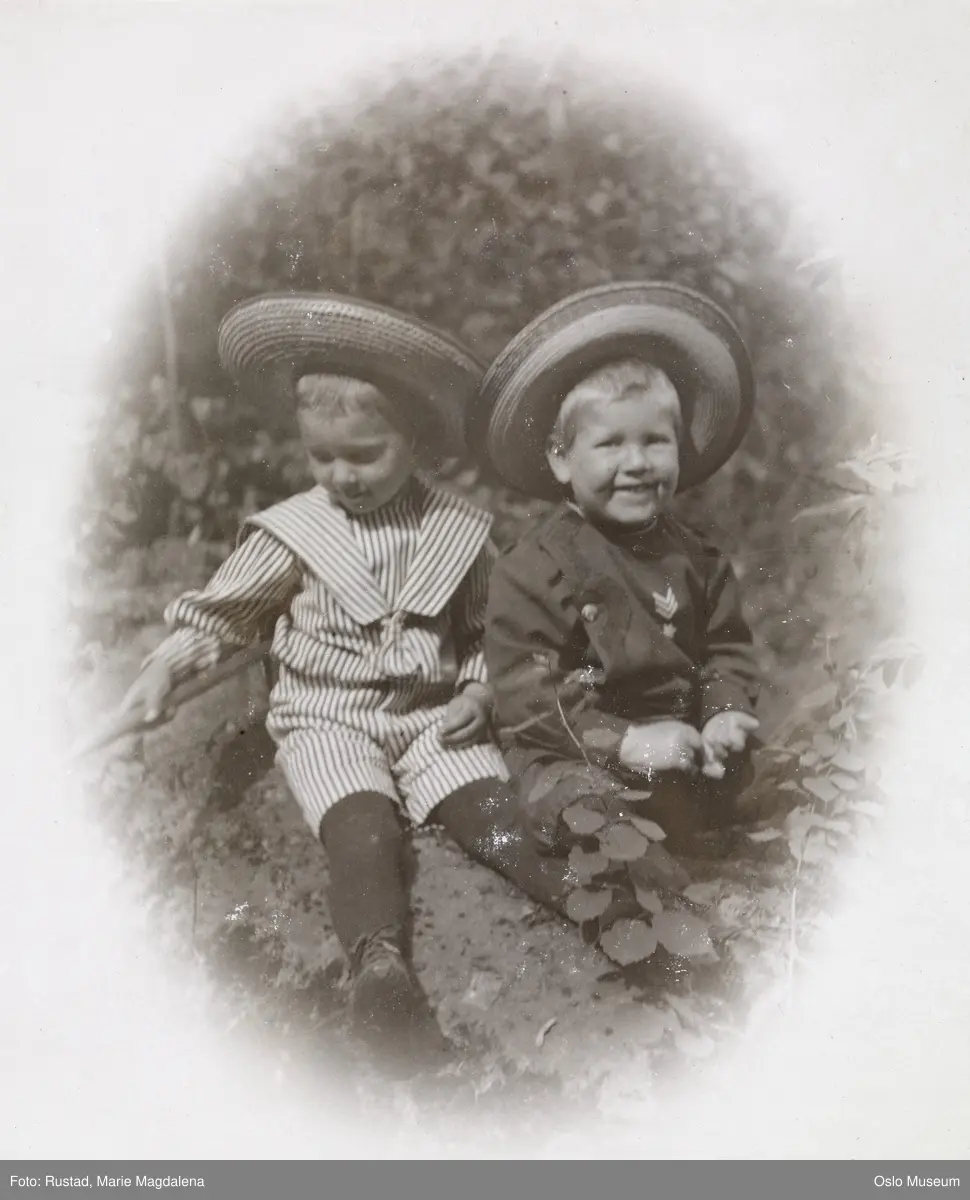 Ove Christian Gude og Johan Caspar Herman Wedel Jarlsberg. - Oslo ...