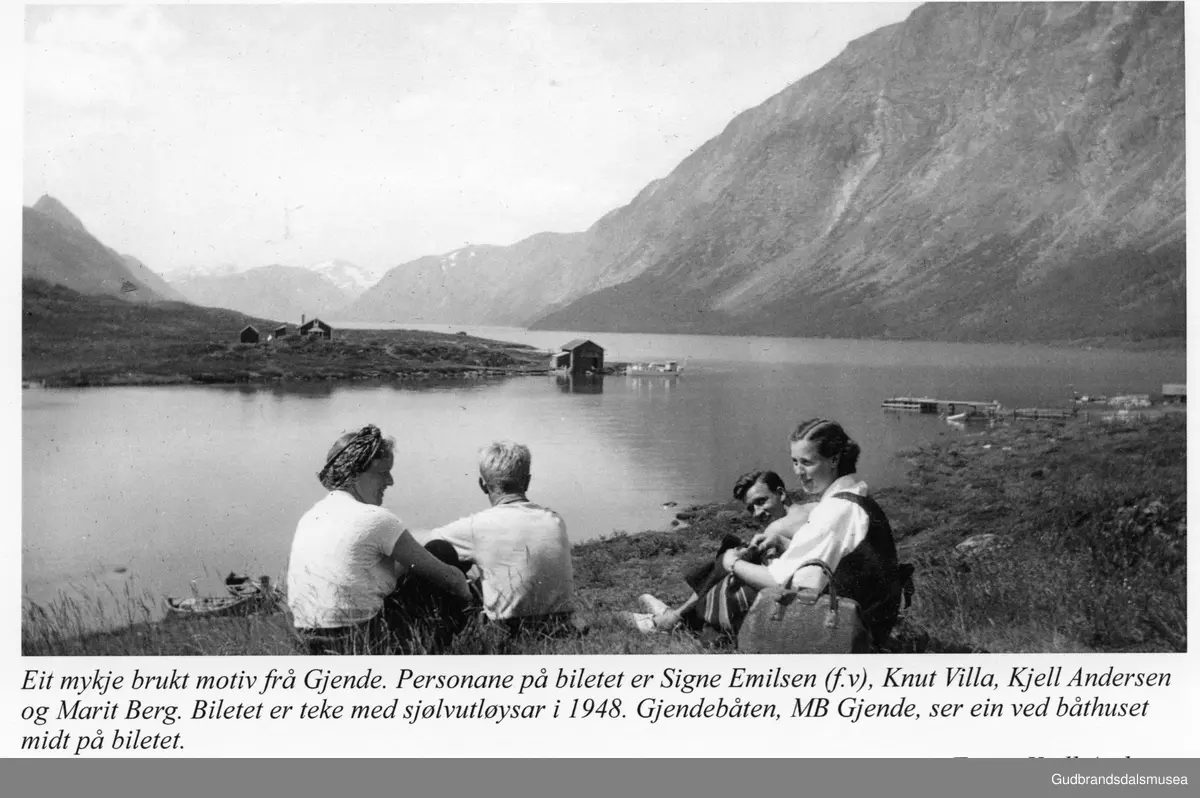 Eit mykje brukt motiv frå Gjende. Personane på biletet er Signe Emilsen ...