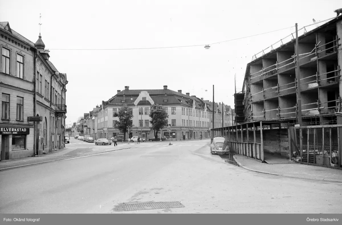 Engelbrektsgatan österut, 1970-tal - Örebro Stadsarkiv / DigitaltMuseum