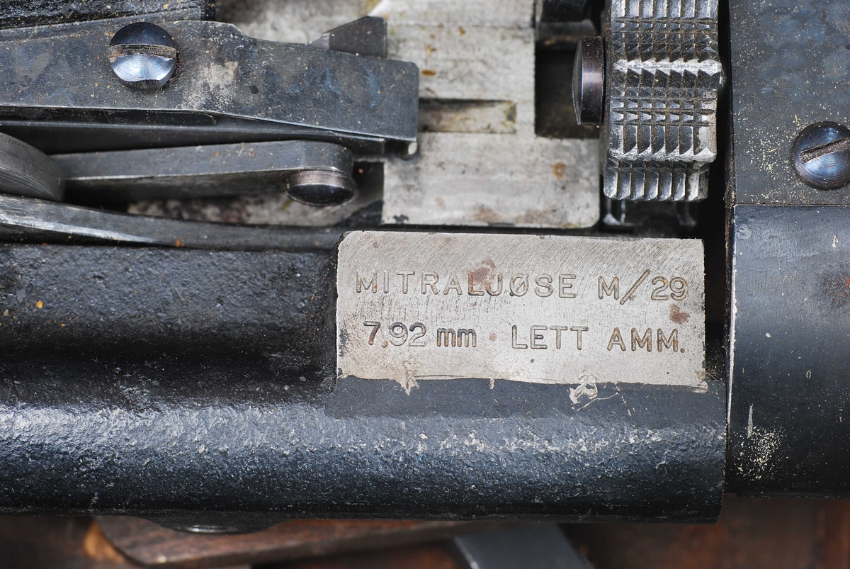 Båndemaskin Colt M1929 (lett) - Forsvarets museer / DigitaltMuseum