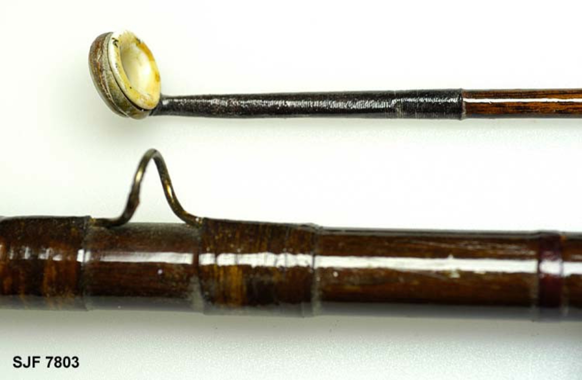 Fiskestang i futteral - Anno Norsk skogmuseum / DigitaltMuseum