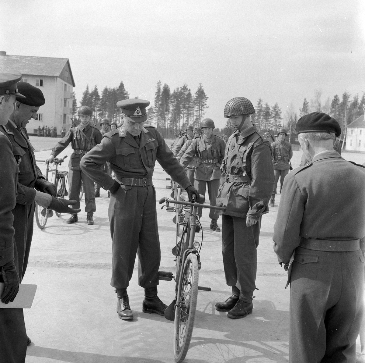 Militærøvelse, Trandum leir. Ullensaker. - Anno Domkirkeodden ...