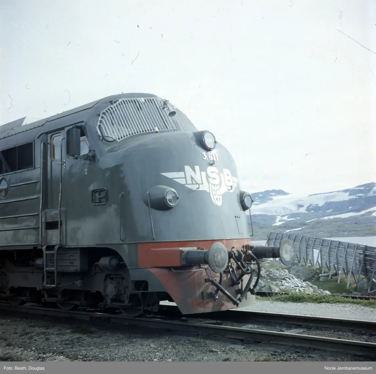 Diesellokomotiv Di 3 611, fronten, på Finse stasjon - Norsk ...
