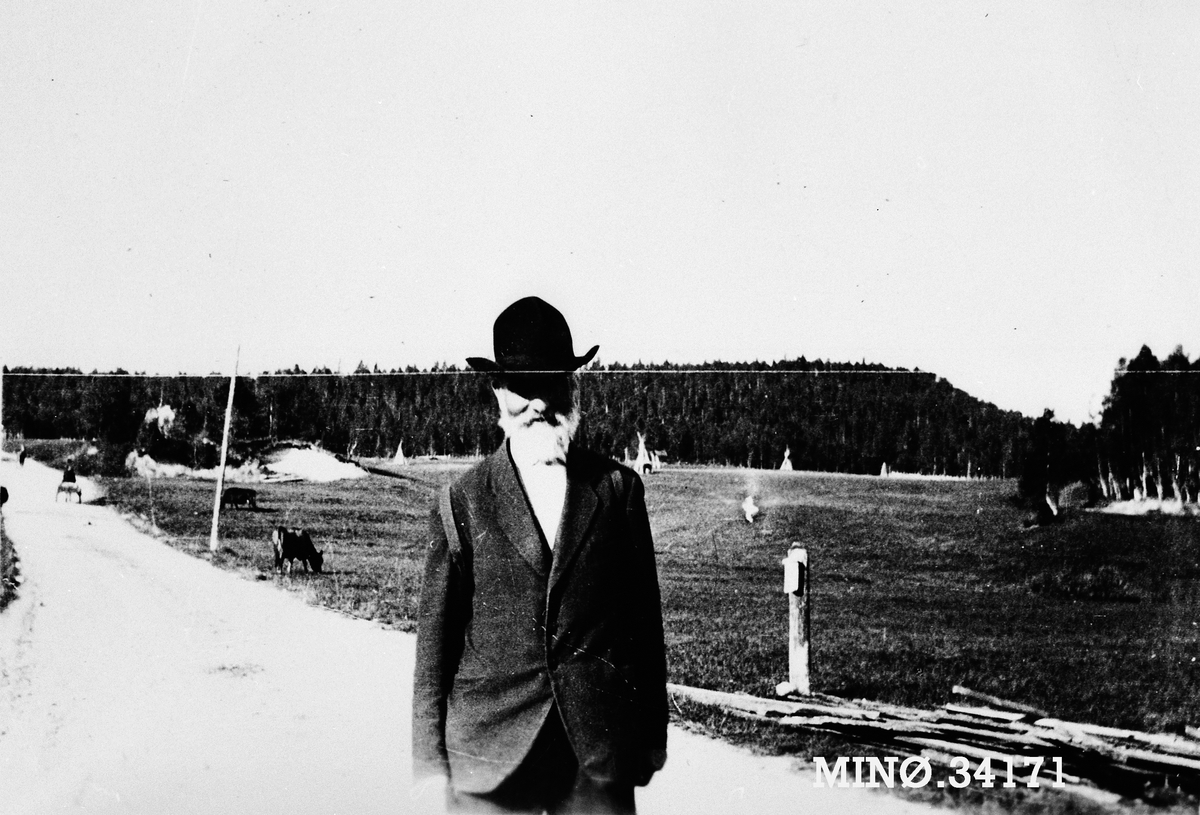 Kak-Jo, Jon J. Moseng, lærer og organist - Anno Musea i Nord-Østerdalen ...