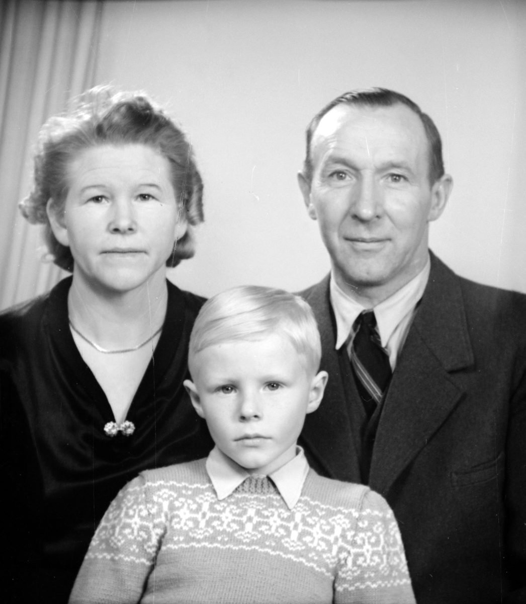 Olle Ekberg. Foto i mars 1946. - Länsmuseet Gävleborg / DigitaltMuseum