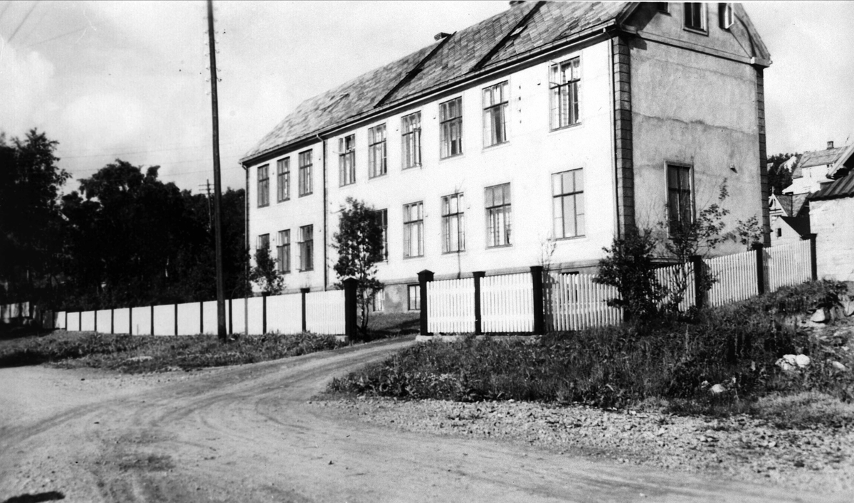 Gamle Harstad sykehus. - Sør-Troms Museum / DigitaltMuseum