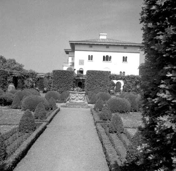 Med Daga och Arne Hansson på Öland. Sollidens slott. Solliden, kungligt ...