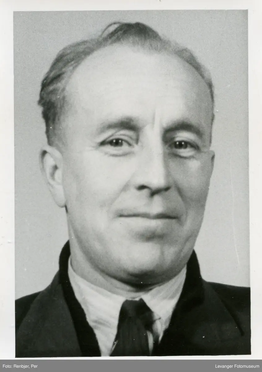 Yngvar Ålberg fotografert i forbindelse med rettsaken. - Levanger ...