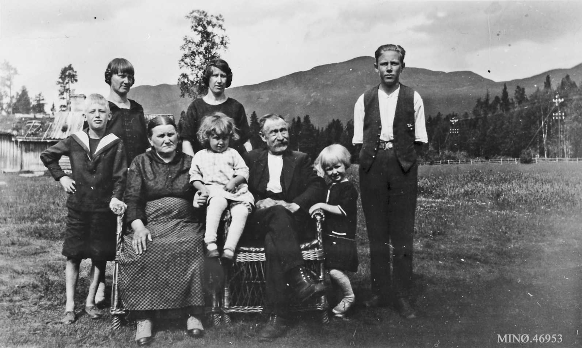 Familiebilde Nymoen Barkald. - Anno Musea i Nord-Østerdalen ...