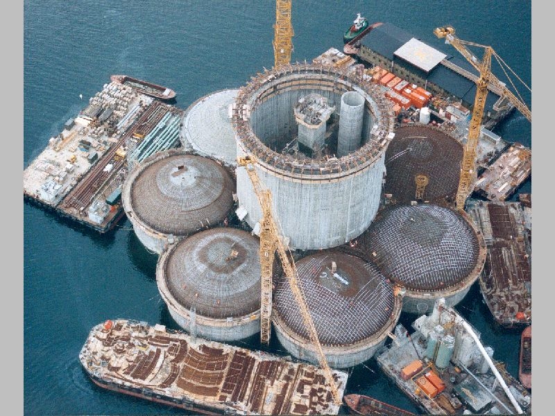 Draugen Okt.91 - Condeep - Bygging - Overhead A4 ark 2 stk, 4 fargefoto ...