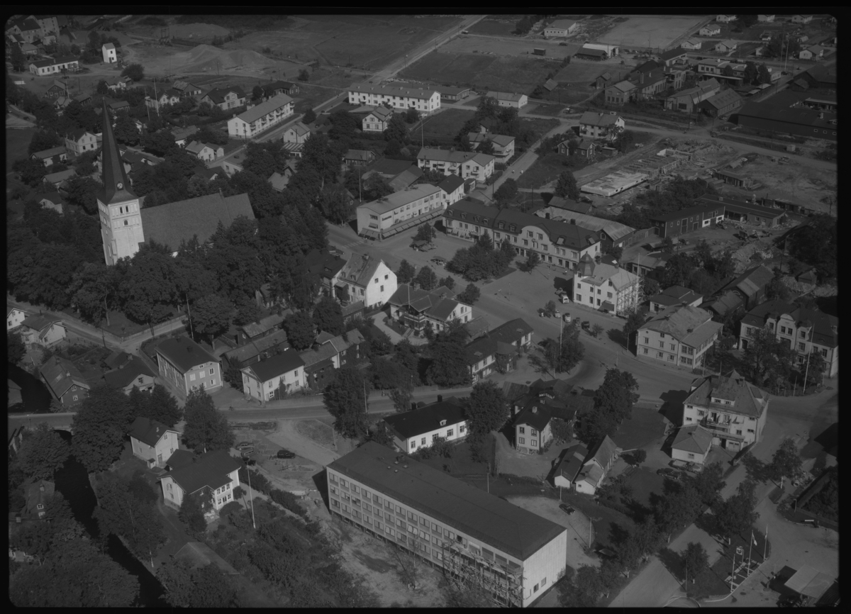 Flygfoto över Norberg, med Norbergs kyrka. - Västmanlands läns museum ...