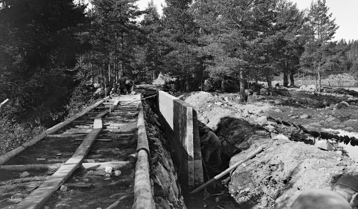 "Høire vingemur - under ombygningen." - Anno Norsk skogmuseum ...