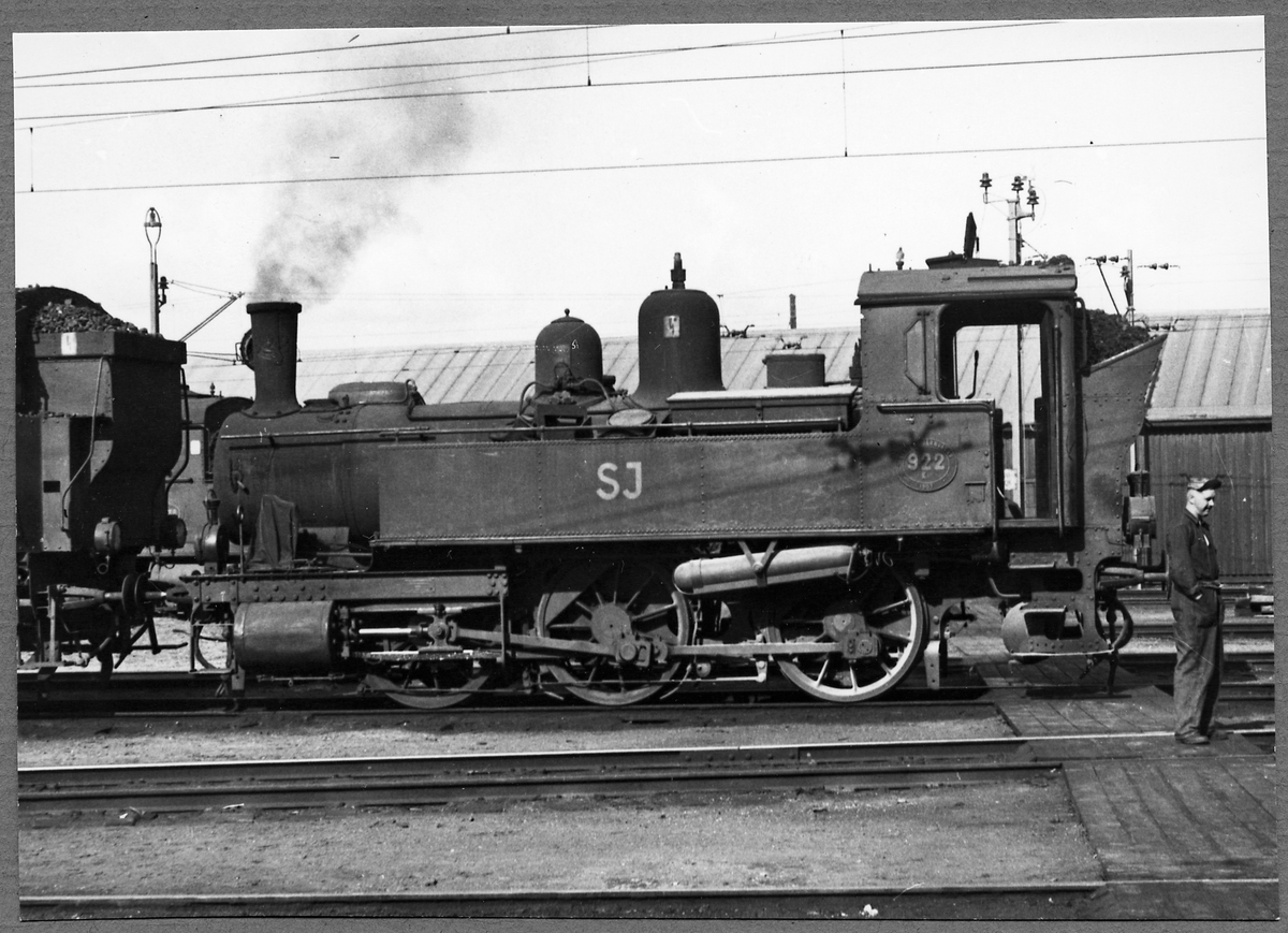 Statens Järnvägar, SJ K4 922. - Järnvägsmuseet / DigitaltMuseum