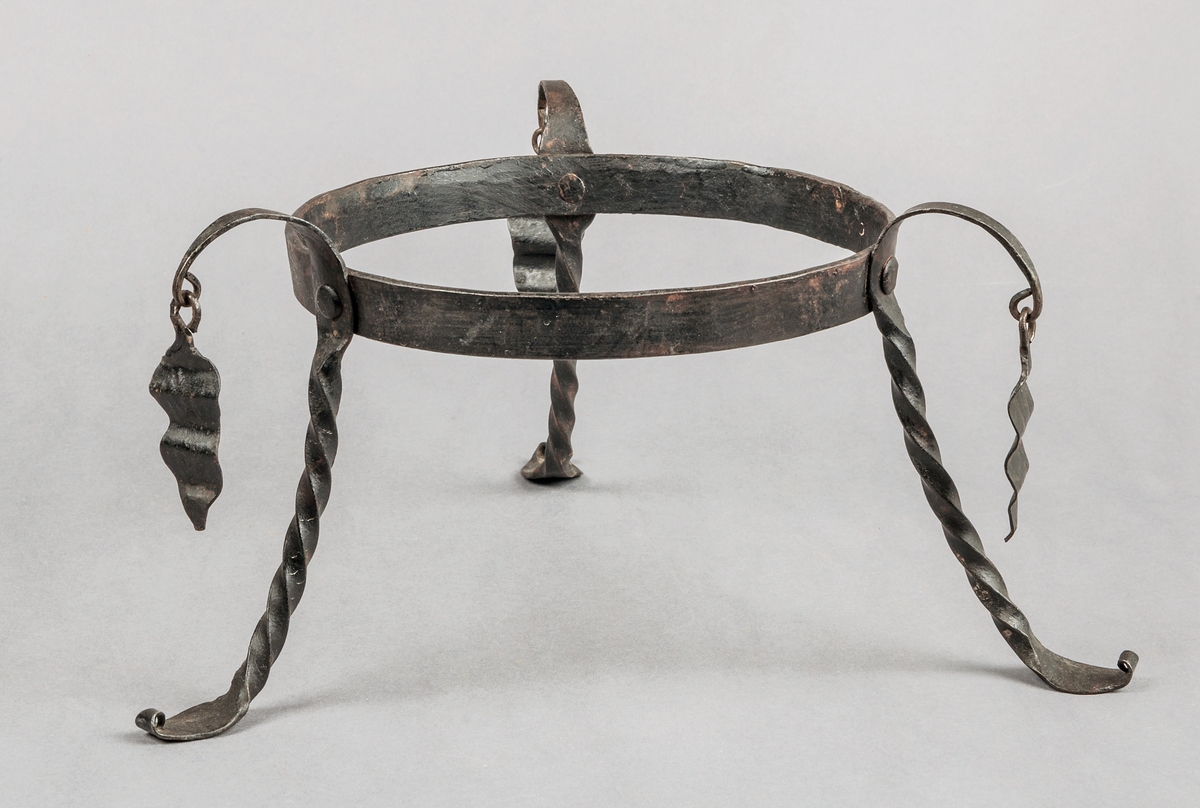 Trefot - Länsmuseet Gävleborg / DigitaltMuseum