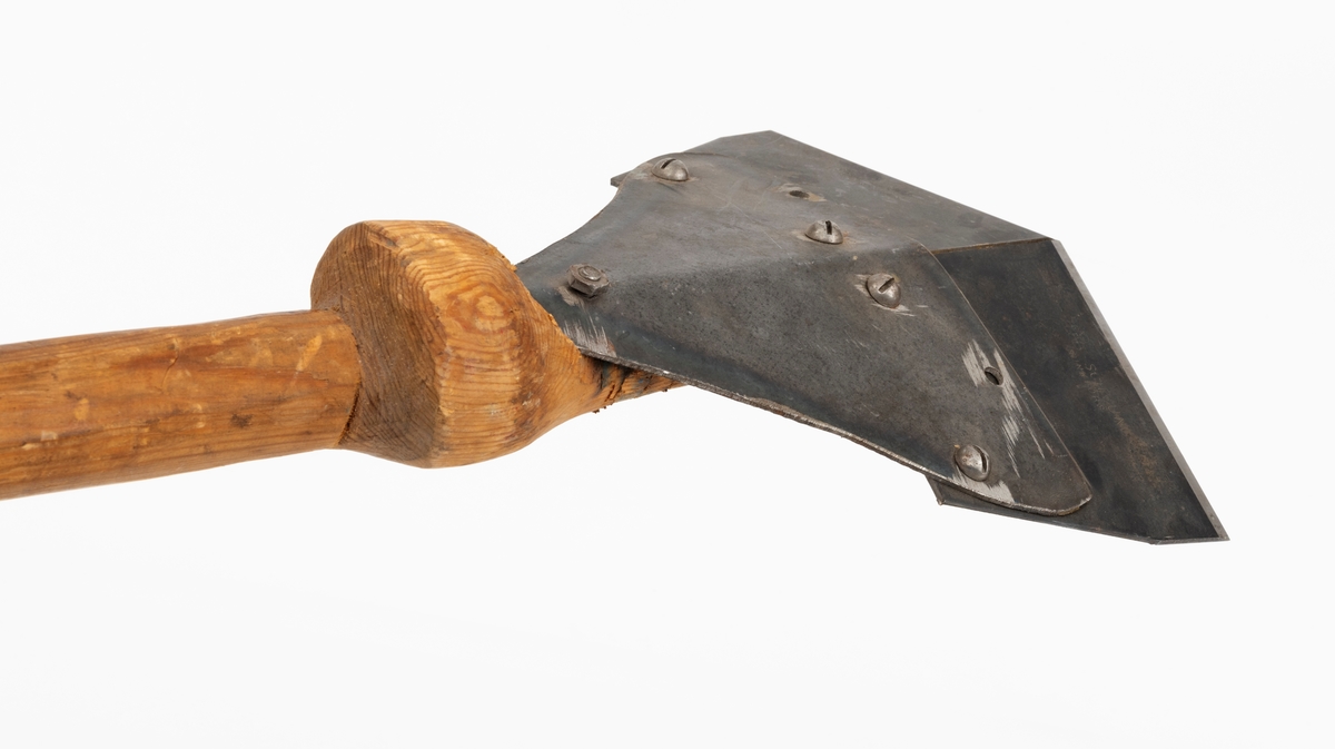 Barkespade - Anno Norsk skogmuseum / DigitaltMuseum