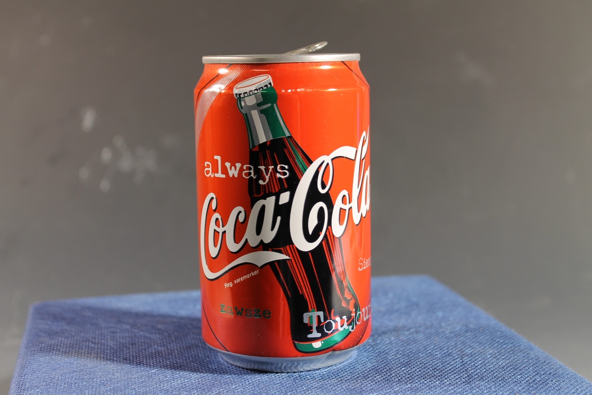 Coca-Colaboks - Telemark Museum / DigitaltMuseum