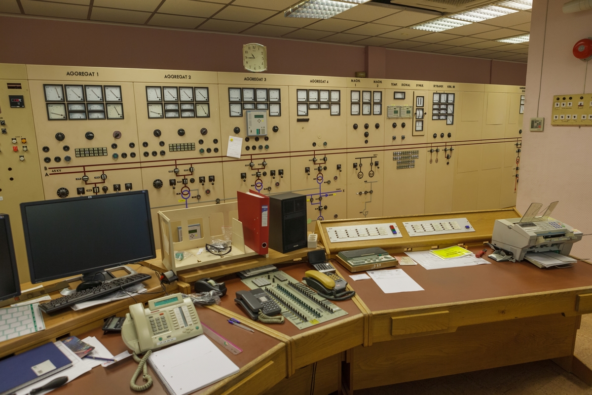 Kontrollrom i Frøland kraftstasjon. - Kraftmuseet / DigitaltMuseum