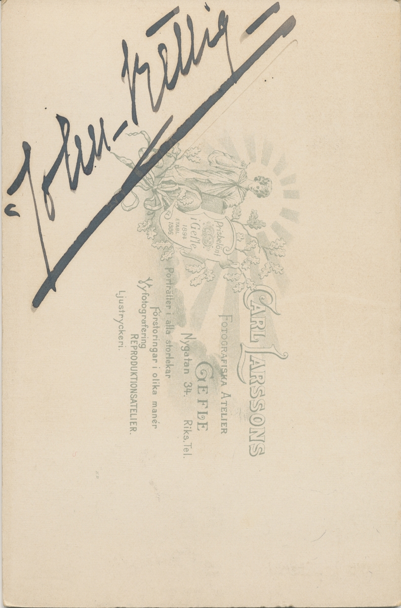 John Rettig, ägare av Rettigs tobaksfabrik i Gävle. Gift med Antonie ...