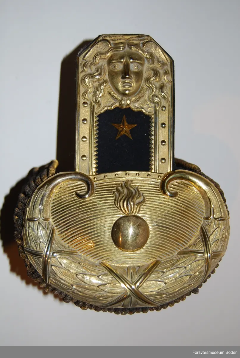 Epålett m/1849 - Försvarsmuseum Boden / DigitaltMuseum