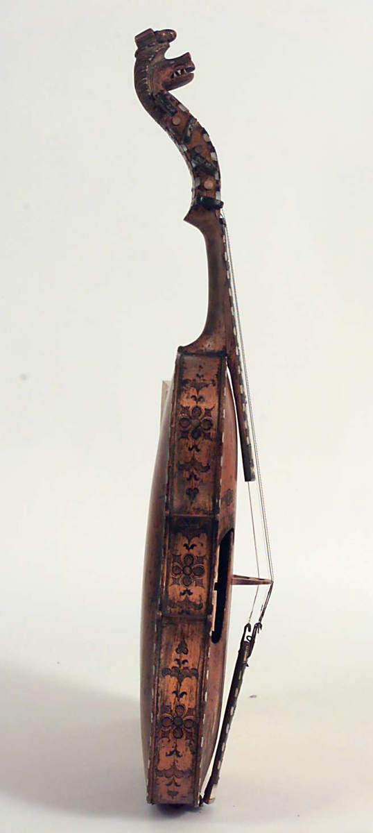 Hardingfele - Norsk Folkemuseum / DigitaltMuseum