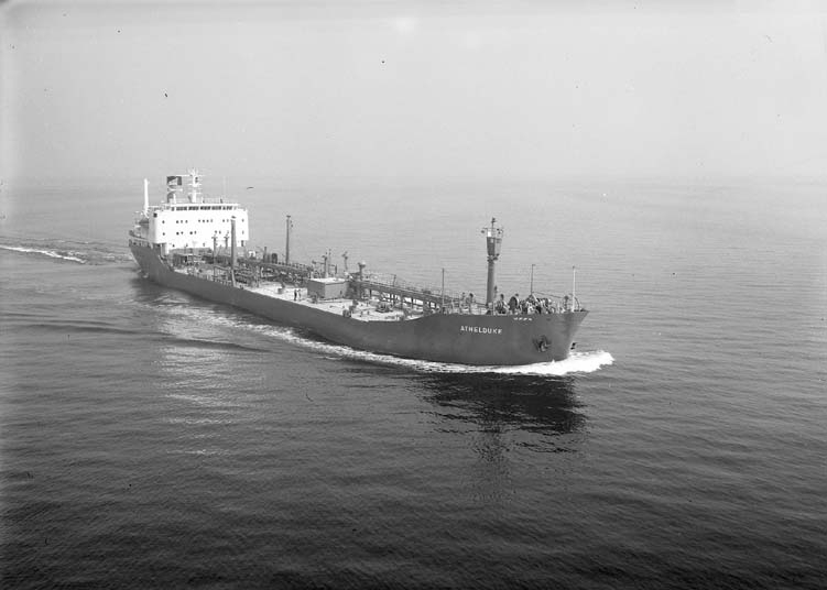 M/T Athelduke DWT. 17.630 Rederi Athel Line Ltd., London England ...