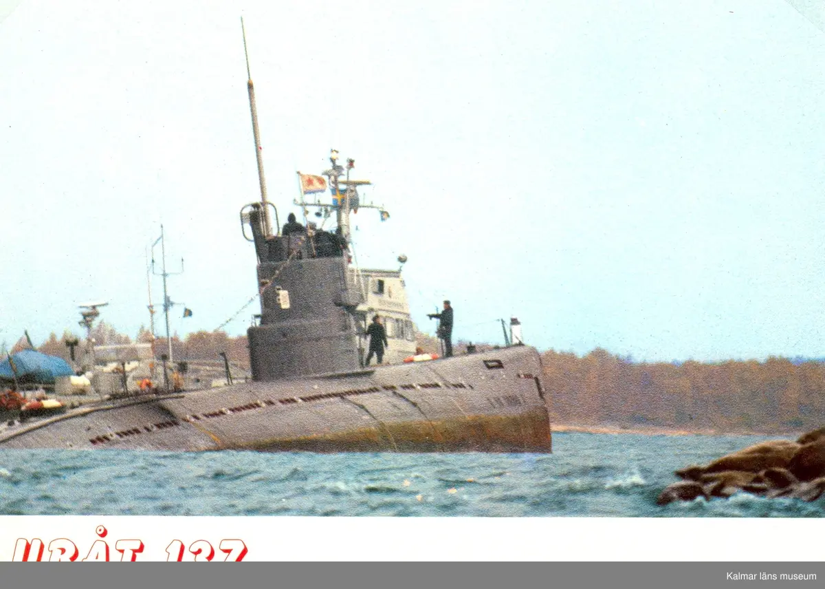 Den ryska ubåten U 137 strandade i Gåsefjärden , Karlskrona skärgård ...