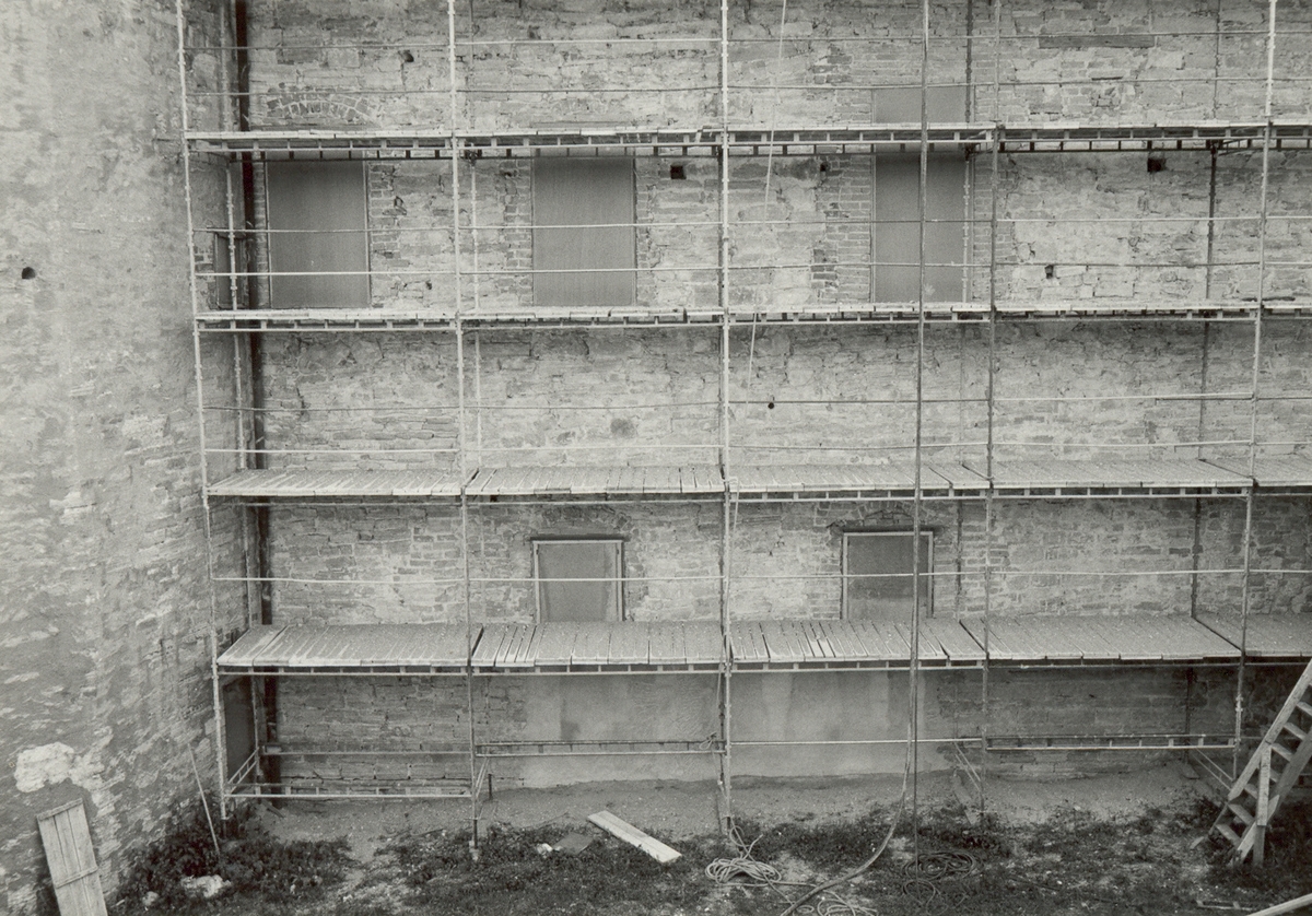 Foto från vallens inre kant på Kalmar slott. - Kalmar läns museum ...