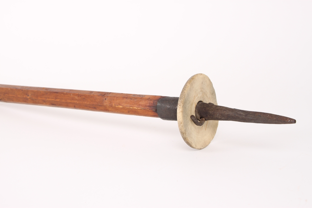 Stav - Skimuseet i Holmenkollen / DigitaltMuseum