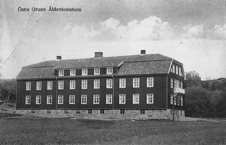 Östra Orusts Ålderdomshem - Bohusläns museum / DigitaltMuseum