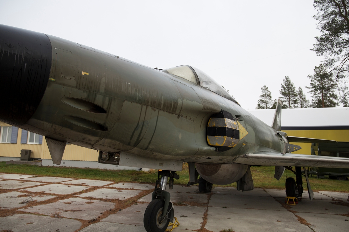 Flygplan - Flygvapenmuseum / DigitaltMuseum