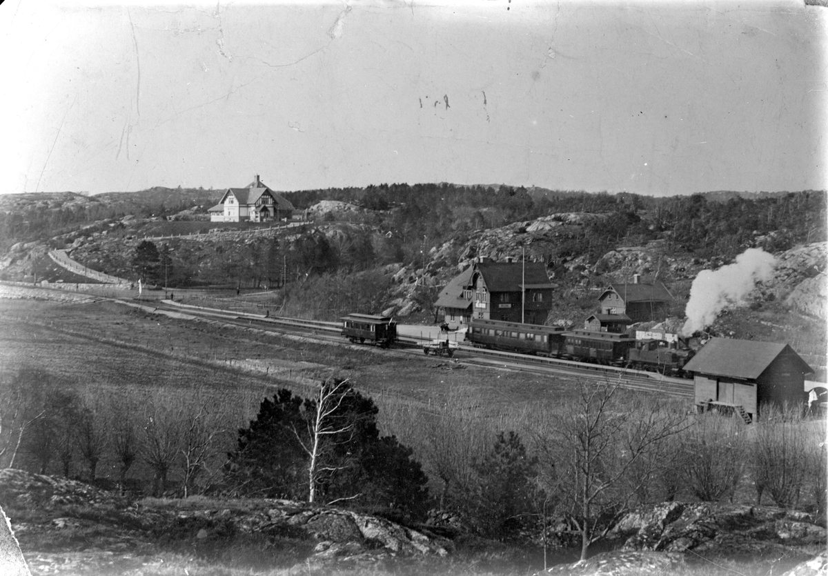 Vy över Billdal station - Järnvägsmuseet / DigitaltMuseum