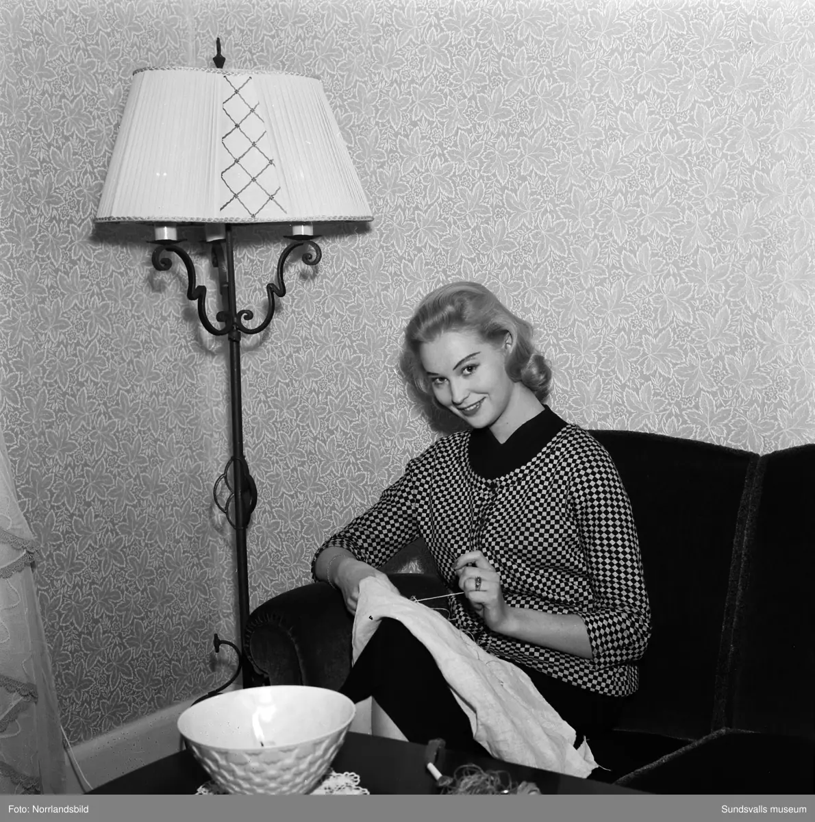 Gunilla Asp, mannekäng och fotomodell från Timrå. -#N# Sundsvalls ...