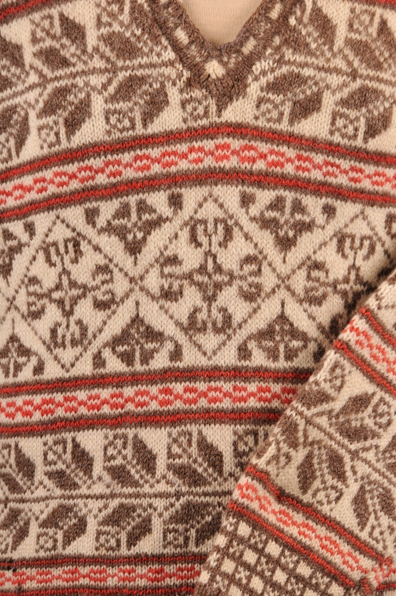 Genser - Vest-Telemark Museum / DigitaltMuseum