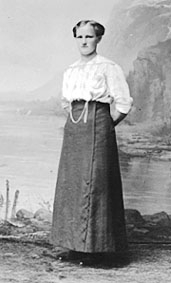 MARTE LUNDGAARD, LUNDGÅRD - Anno Domkirkeodden / DigitaltMuseum