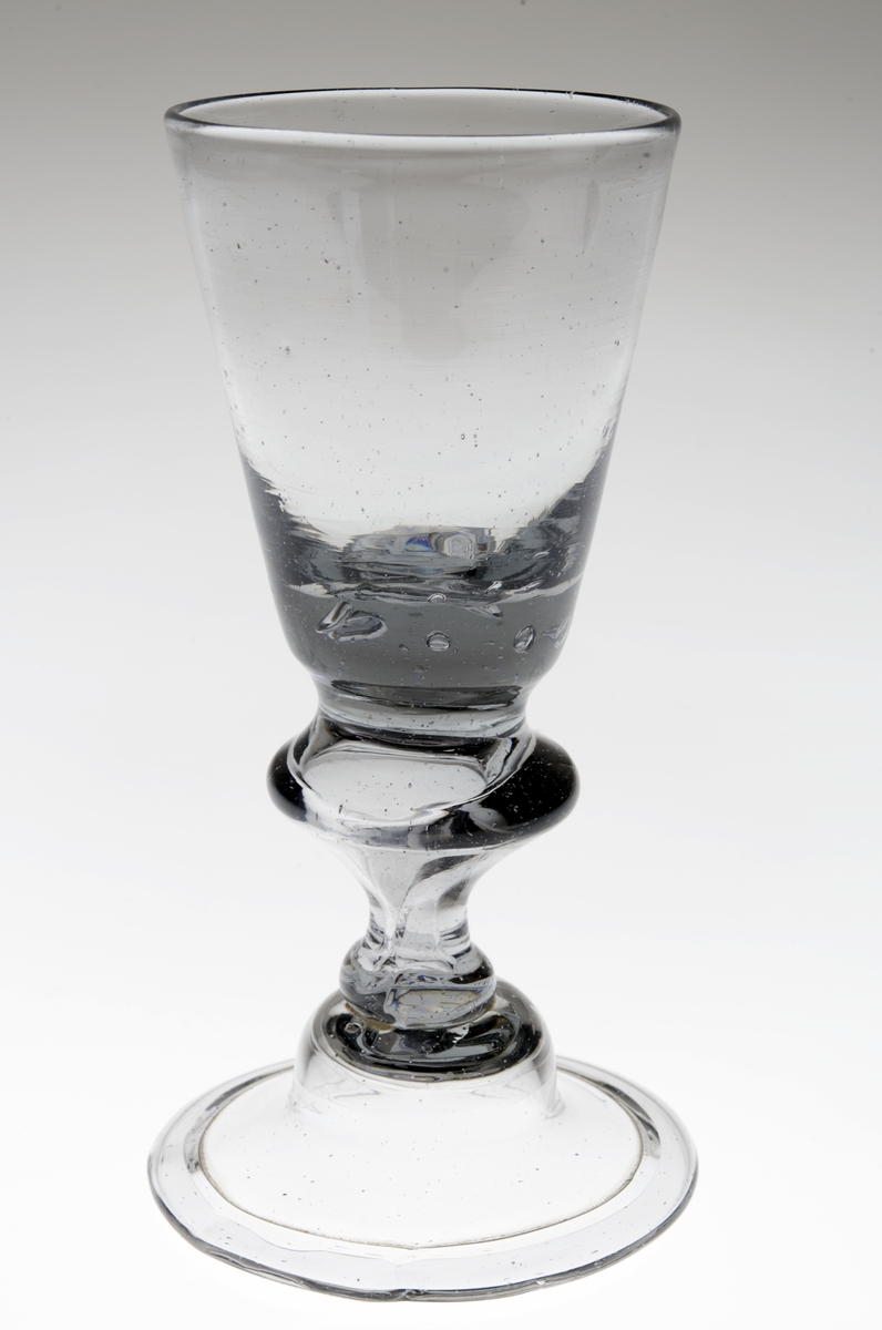 Glass - Norsk Folkemuseum / DigitaltMuseum