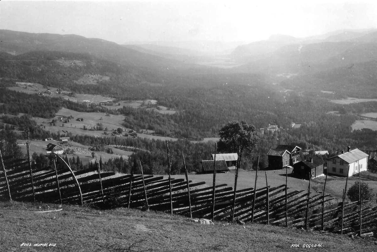Eggedal, Sigdal.1930. Oversiktsbilde. Landskap. Utsikt over et dalføre ...