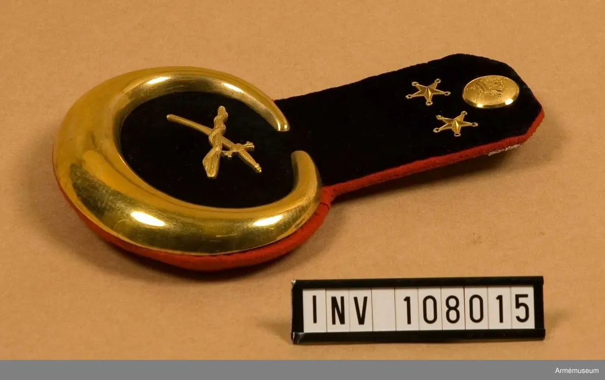 Epåletter m/1876 - Armémuseum / DigitaltMuseum